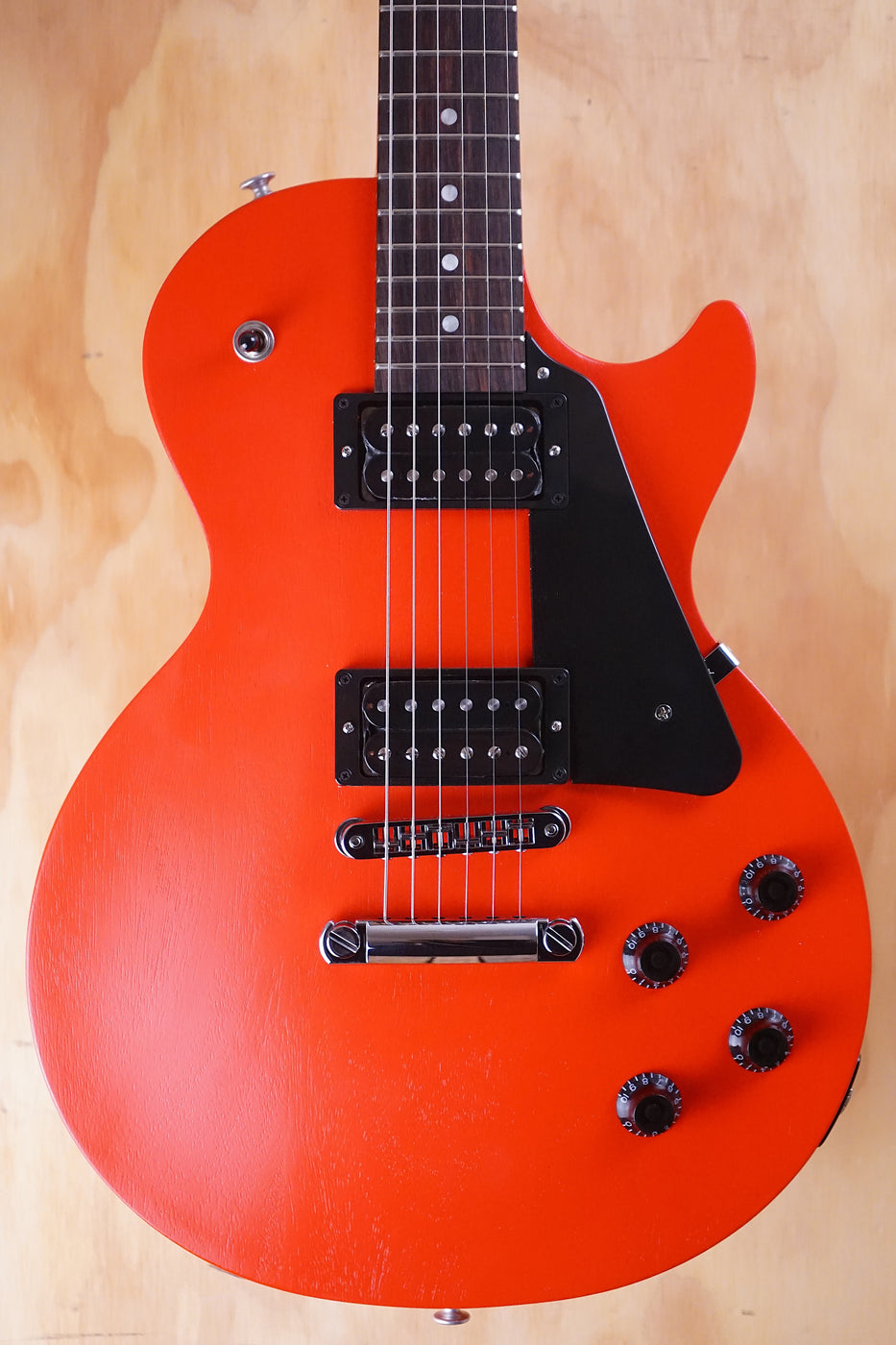 Gibson Les Paul Modern Lite in Cardinal Red Satin, Nearly New — Fair ...