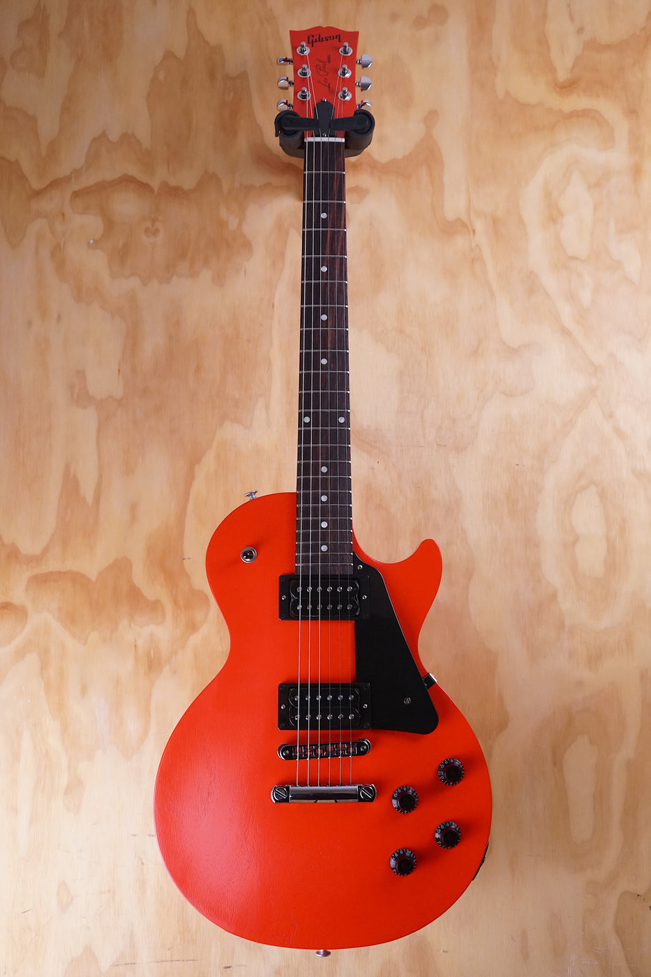 Gibson Les Paul Modern Lite in Cardinal Red Satin, Nearly New — Fair ...