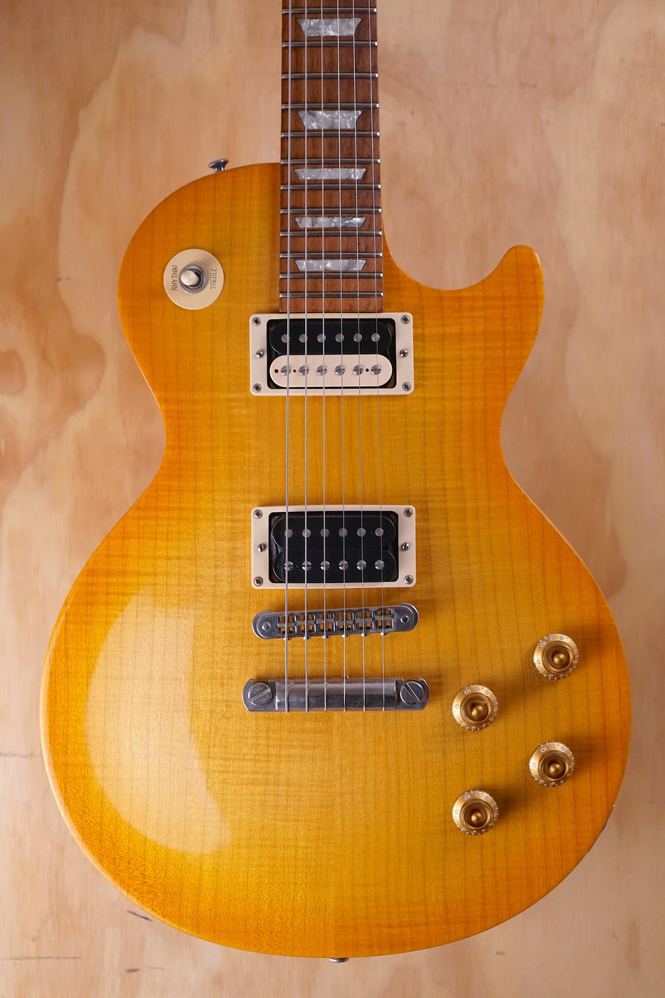 2000 Gibson Gary Moore Signature Les Paul, (Used) — Fair Deal Music