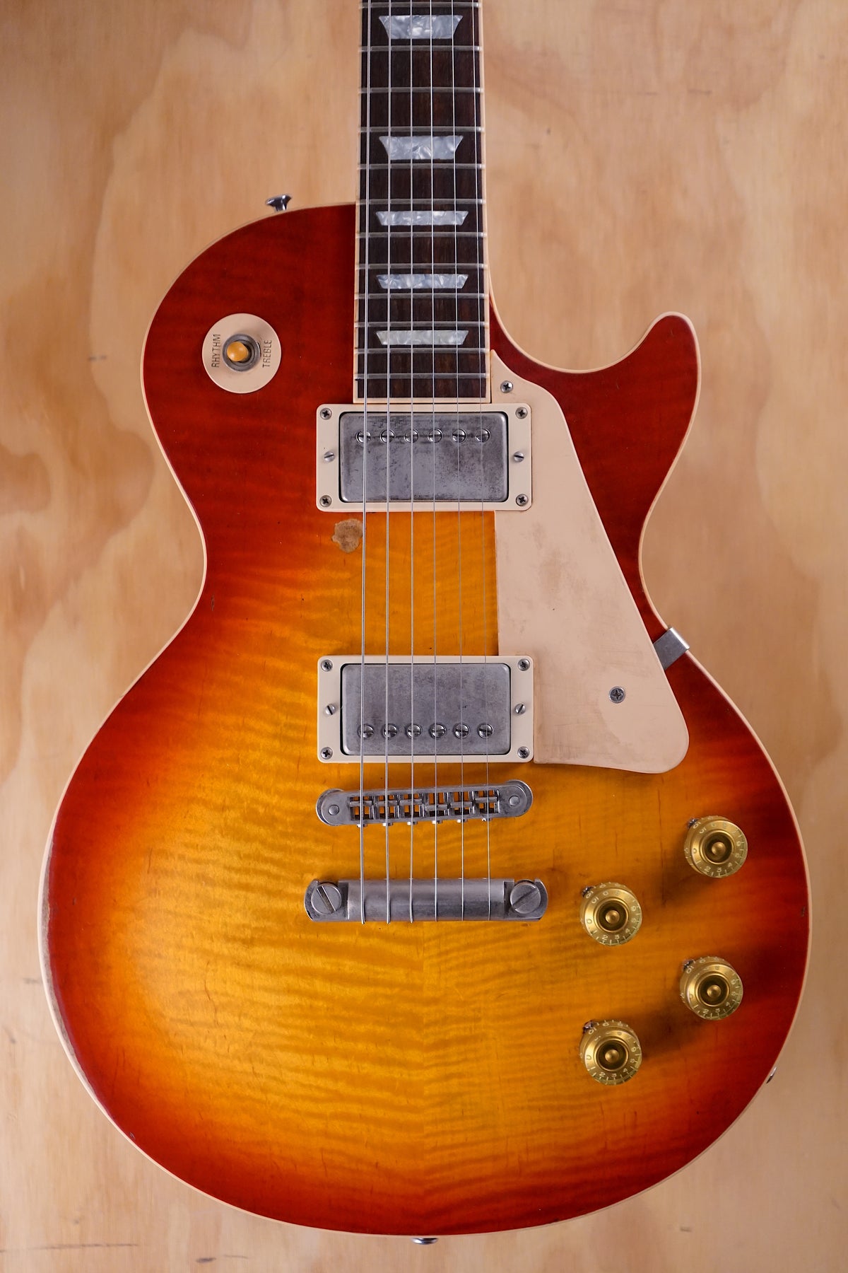 2002 Gibson Les Paul Standard Plus Top in Cherry Sunburst, (Used ...