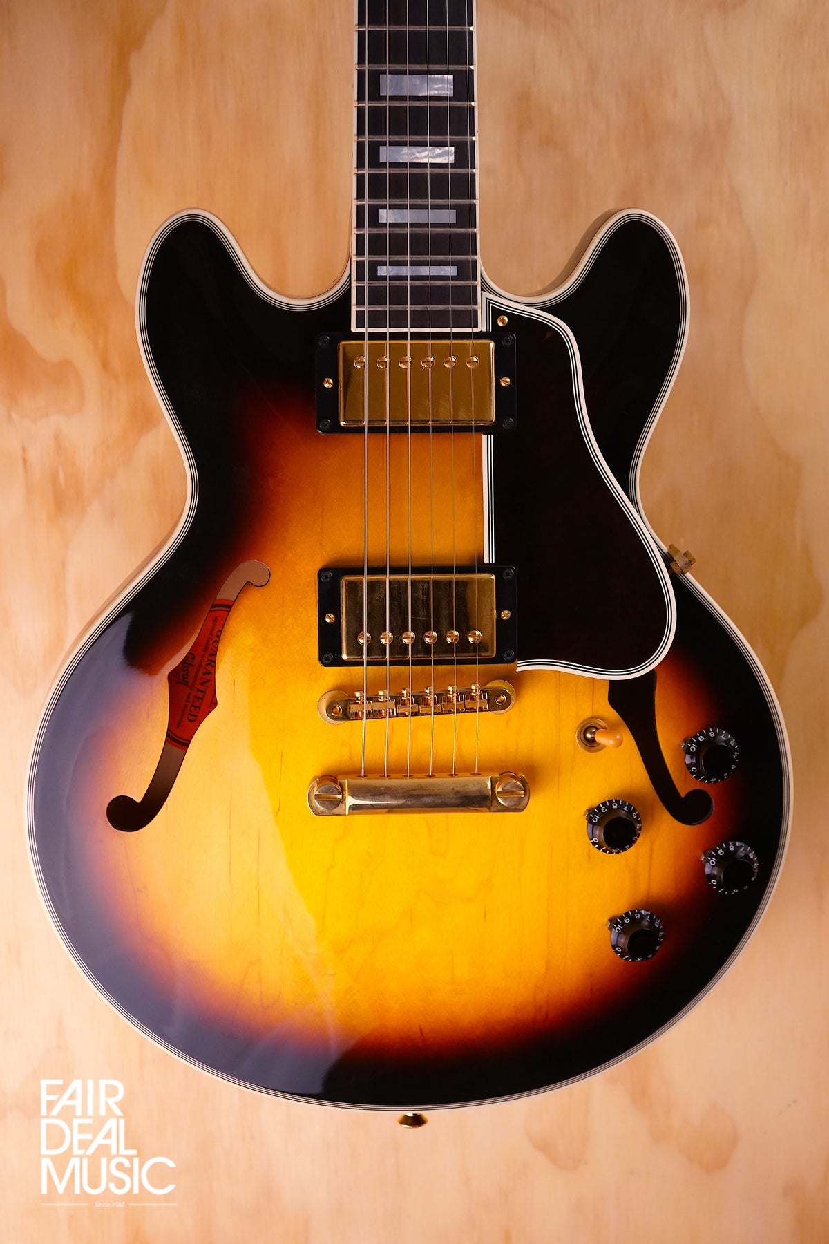 Gibson ES-359 Custom Shop in Sunburst, (Used) — Fair Deal Music
