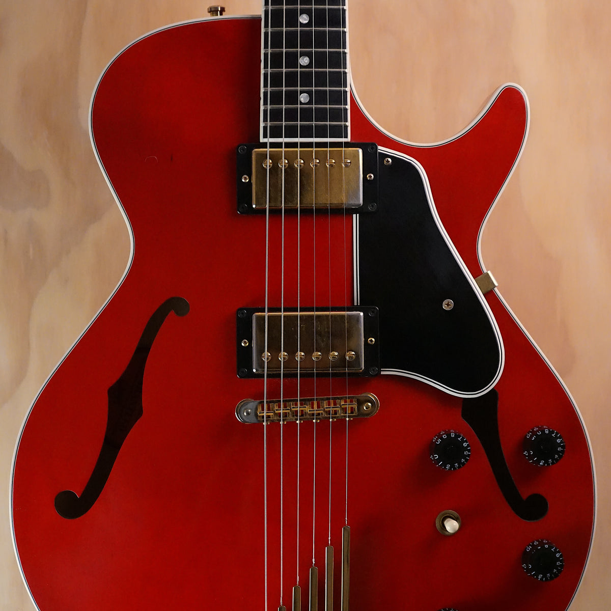 Gibson Howard Roberts Fusion III Red Semi-Hollow Electric Guitar, (Use ...