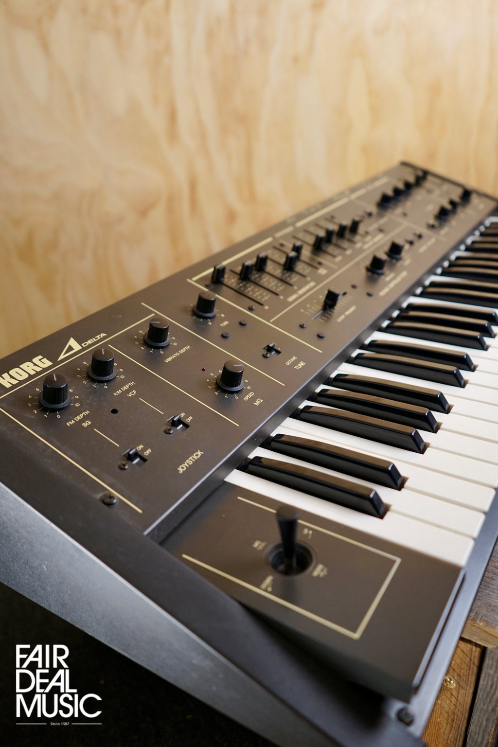Synthesizer Keyboards – Modular & Analogue Synthesizers | Fair Deal Music