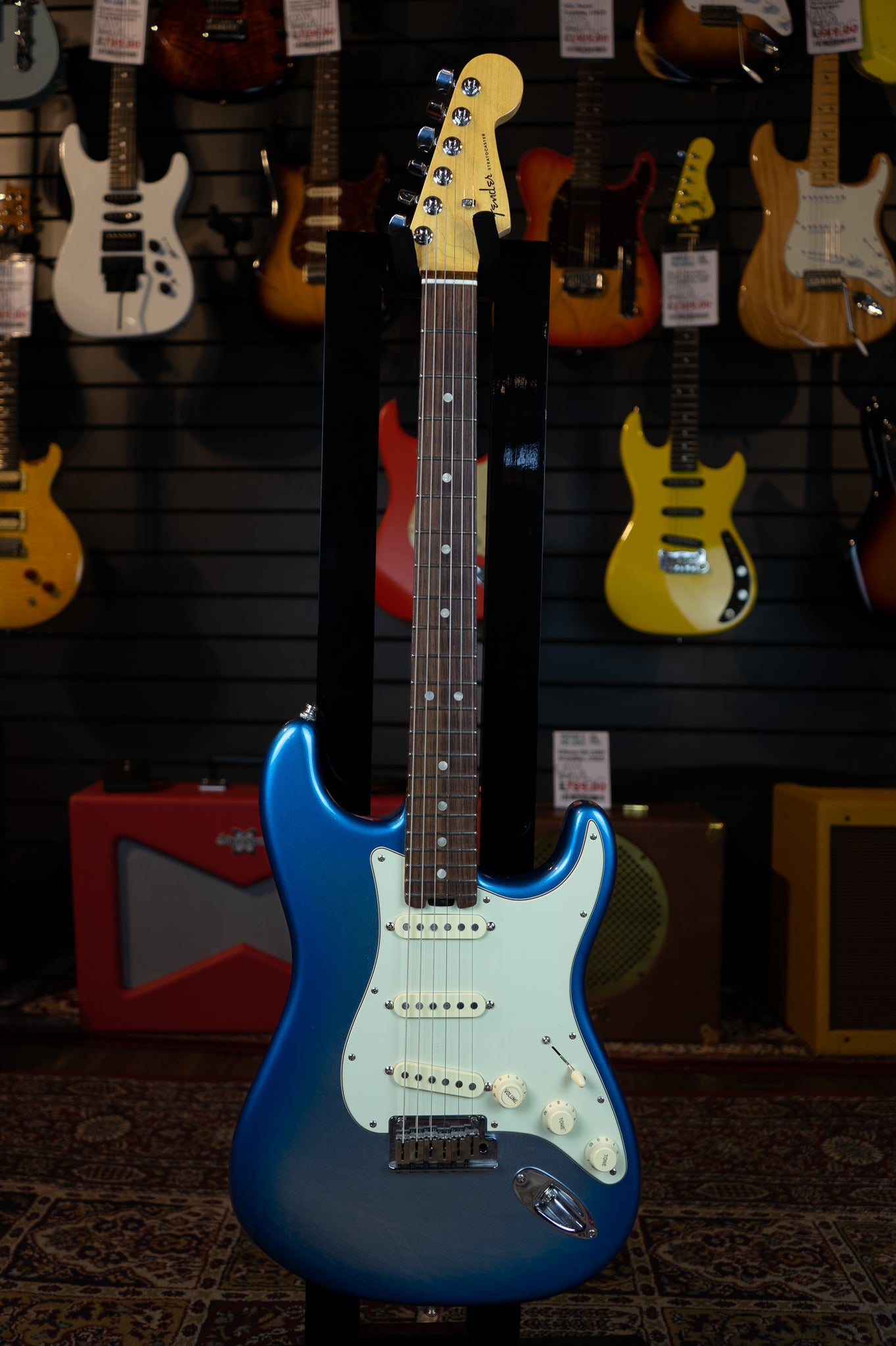 Fender 2016 American Elite Strat Sky Burst Metallic RW, (Used) — Fair ...